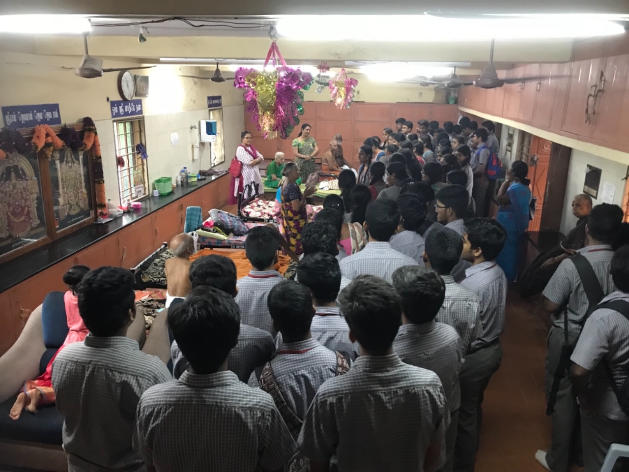 Visit of PSBB School students and teachers | Sri Poornamahameru Trust